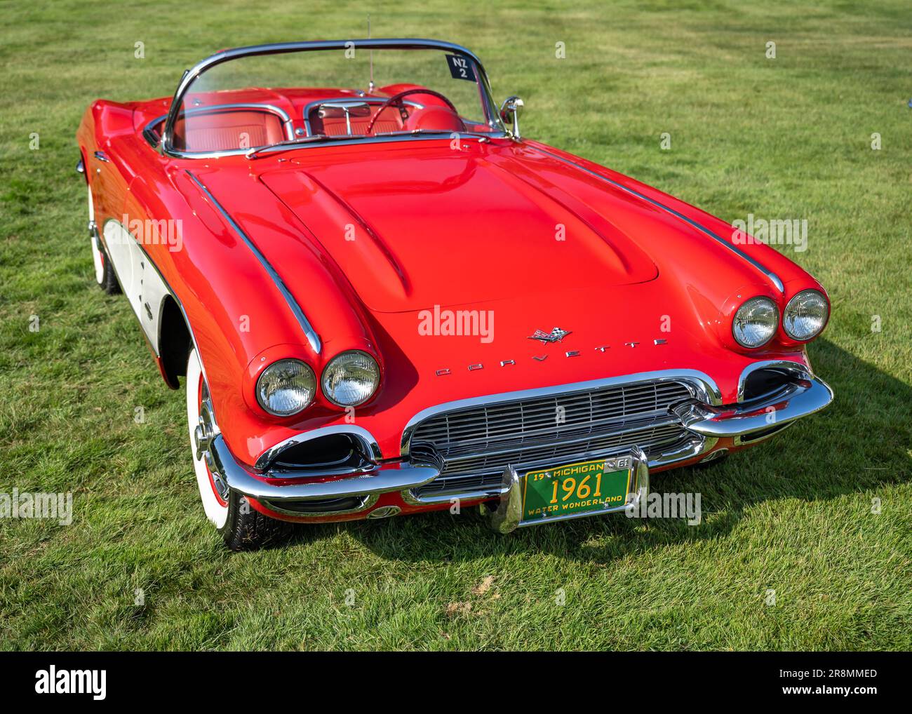 GROSSE POINTE SHORES, MI/USA - JUNE 18, 2023: A 1961 Chevrolet Corvette ...