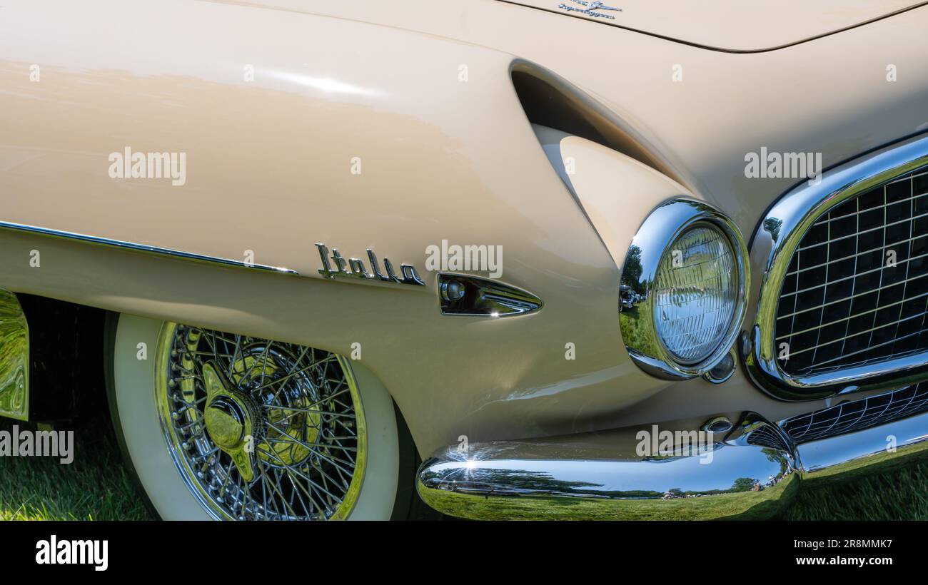 GROSSE POINTE SHORES, MI/USA - JUNE 18, 2023: Close-up of a 1955 Hudson ...