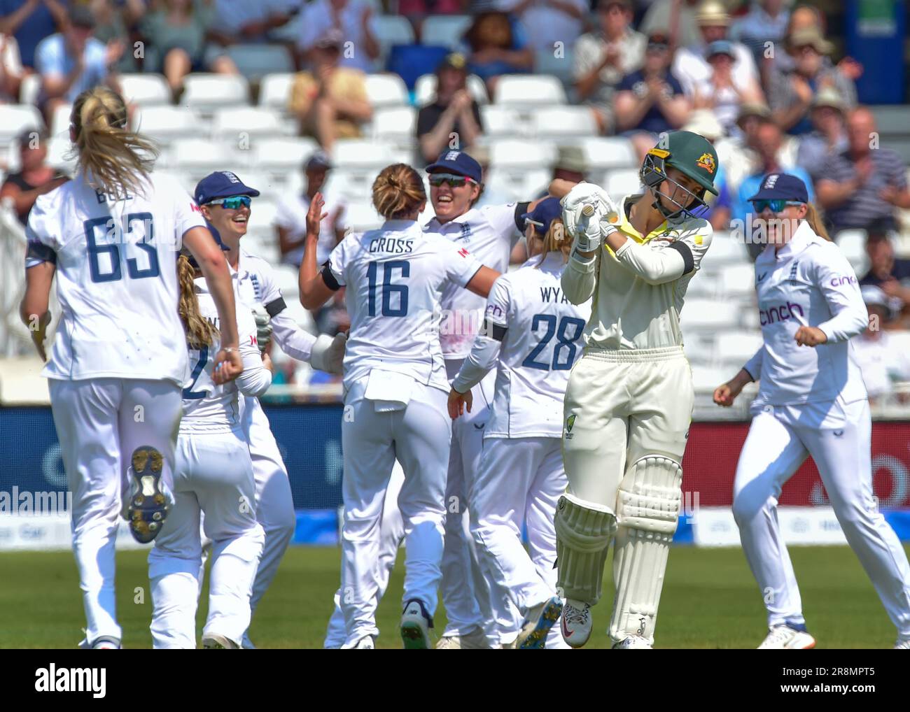 Inspirational women cricket players hi-res stock photography and images ...