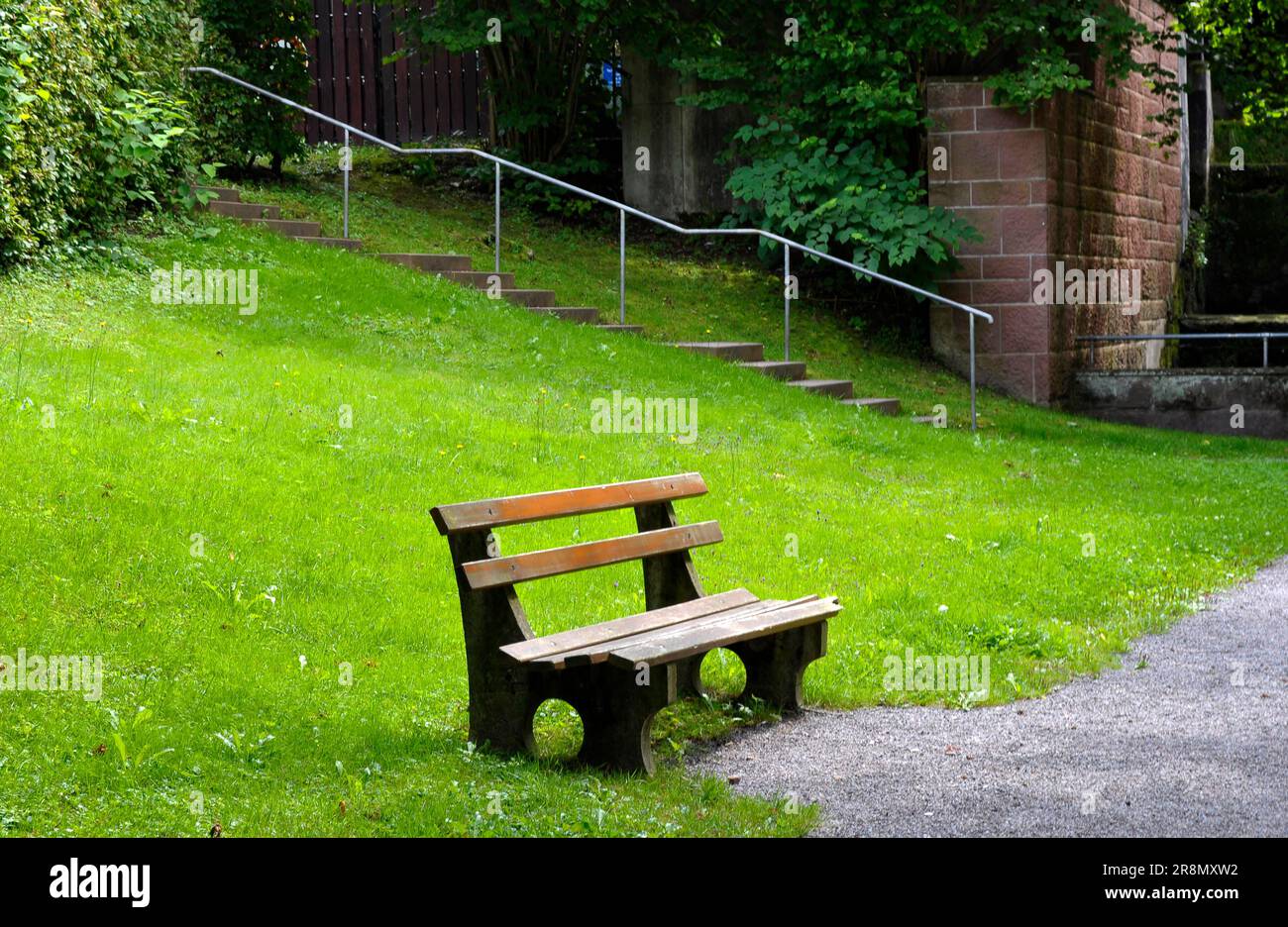 North, Black Forest : Bad Herrenalb, in the spa gardens, park bench ...