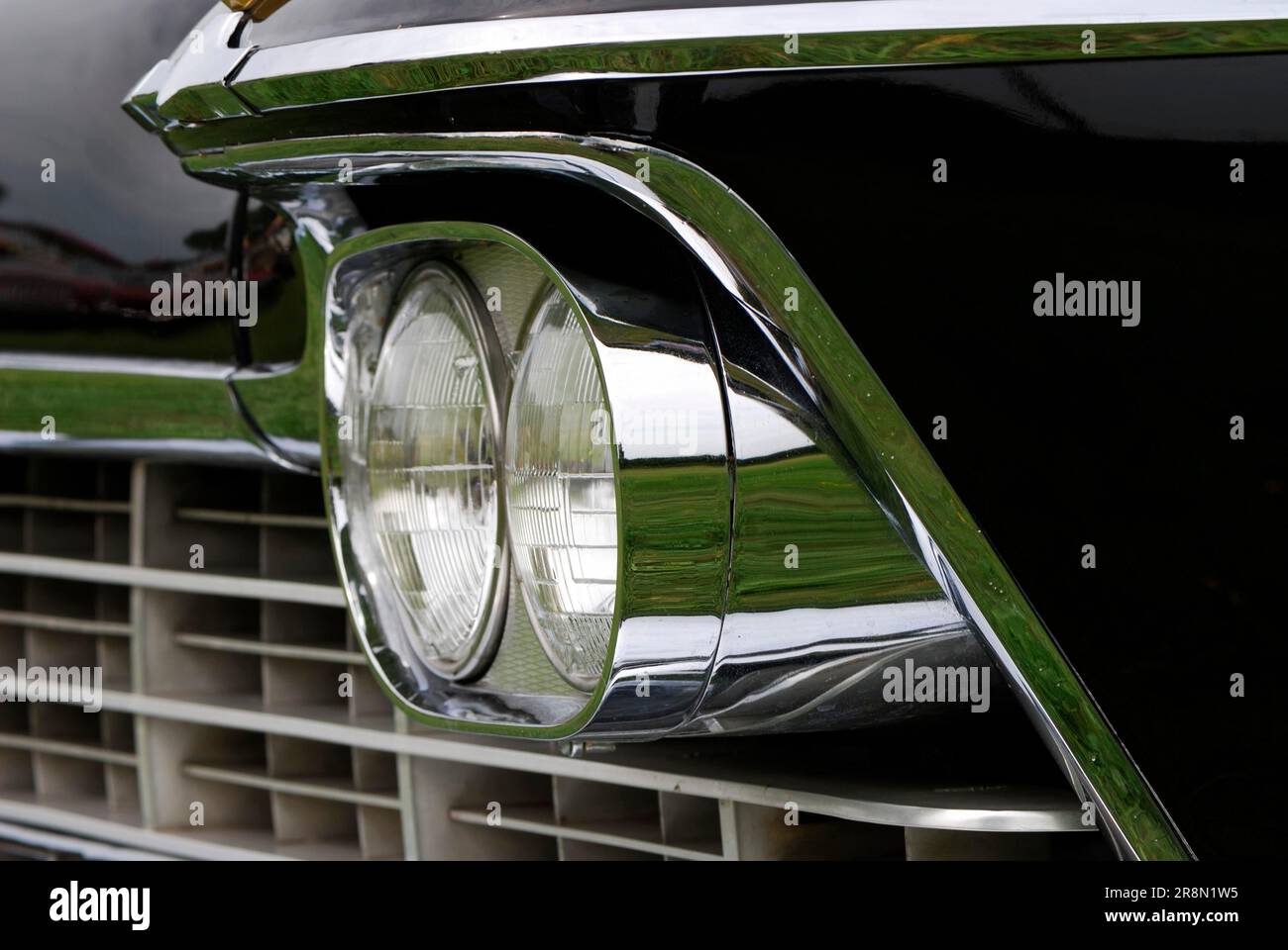 Close view headlight old hi-res stock photography and images - Alamy