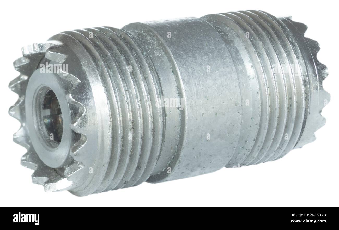 Unit with two SO-239 connections that can quickly connect two coax ...