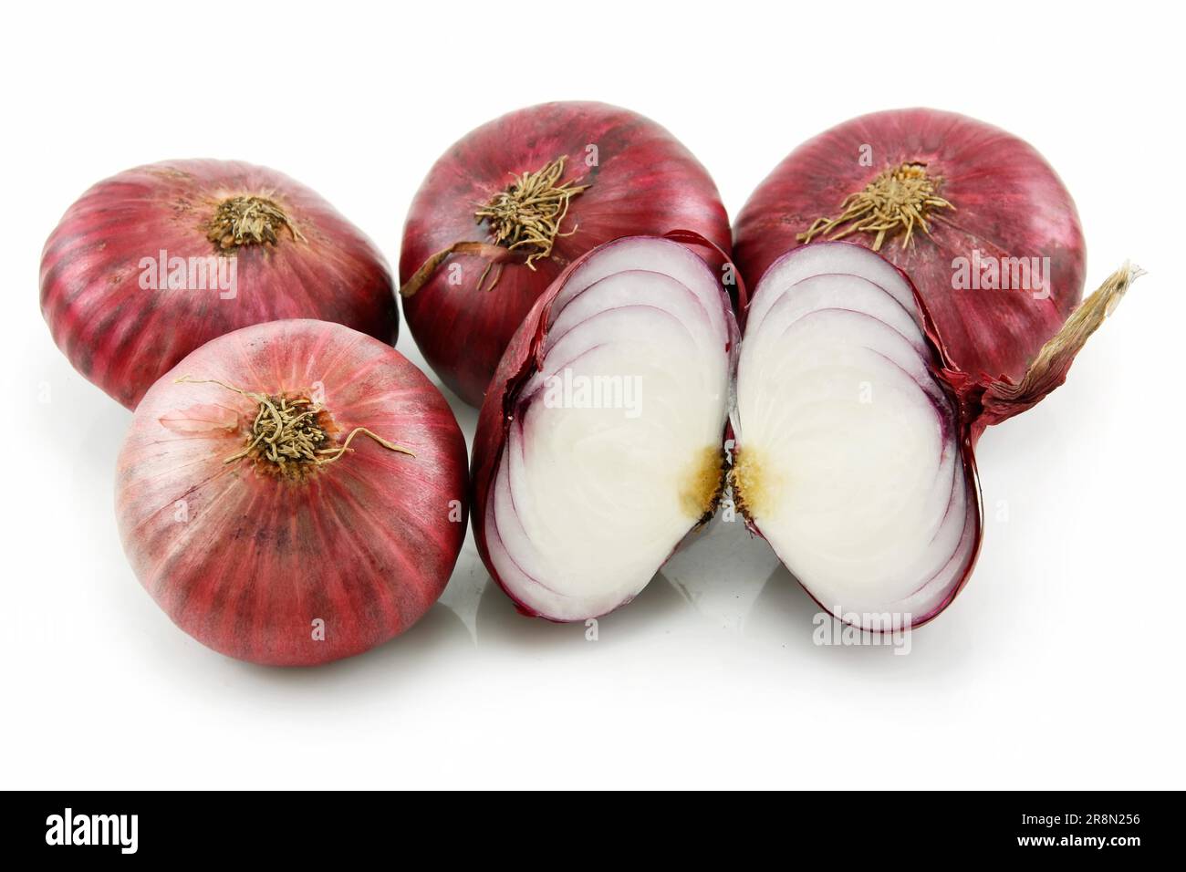 White onion sliced hi-res stock photography and images - Alamy