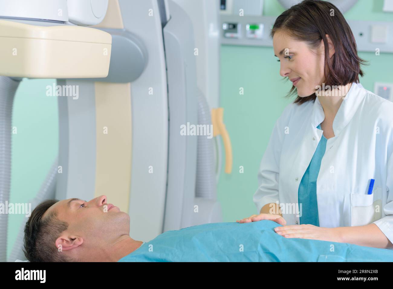 patient undergoing mri scan at hospital Stock Photo - Alamy