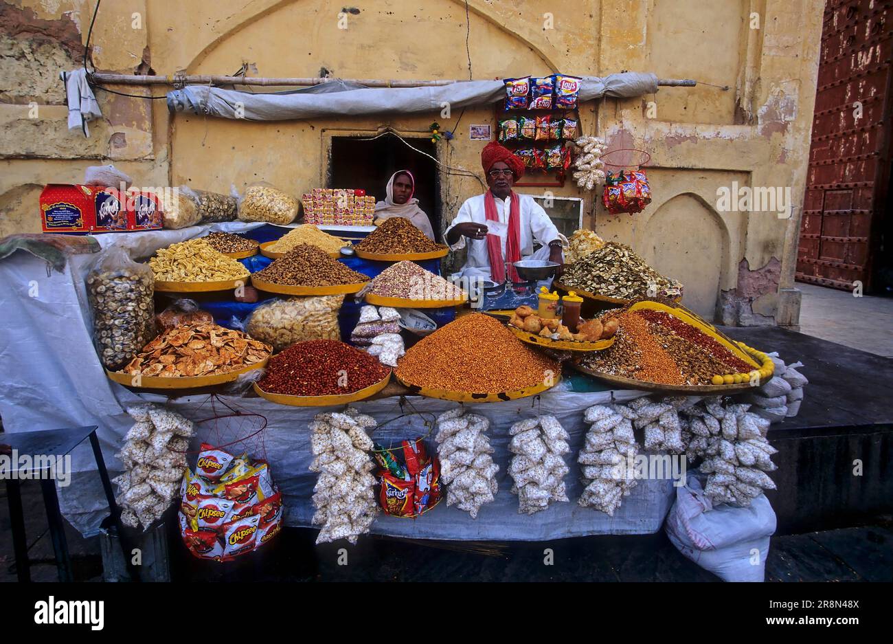 Market, spice stall in India Stock Photo - Alamy