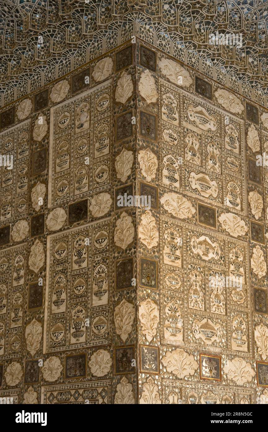 Sheesh mahal amber fort jaipur india hi-res stock photography and ...