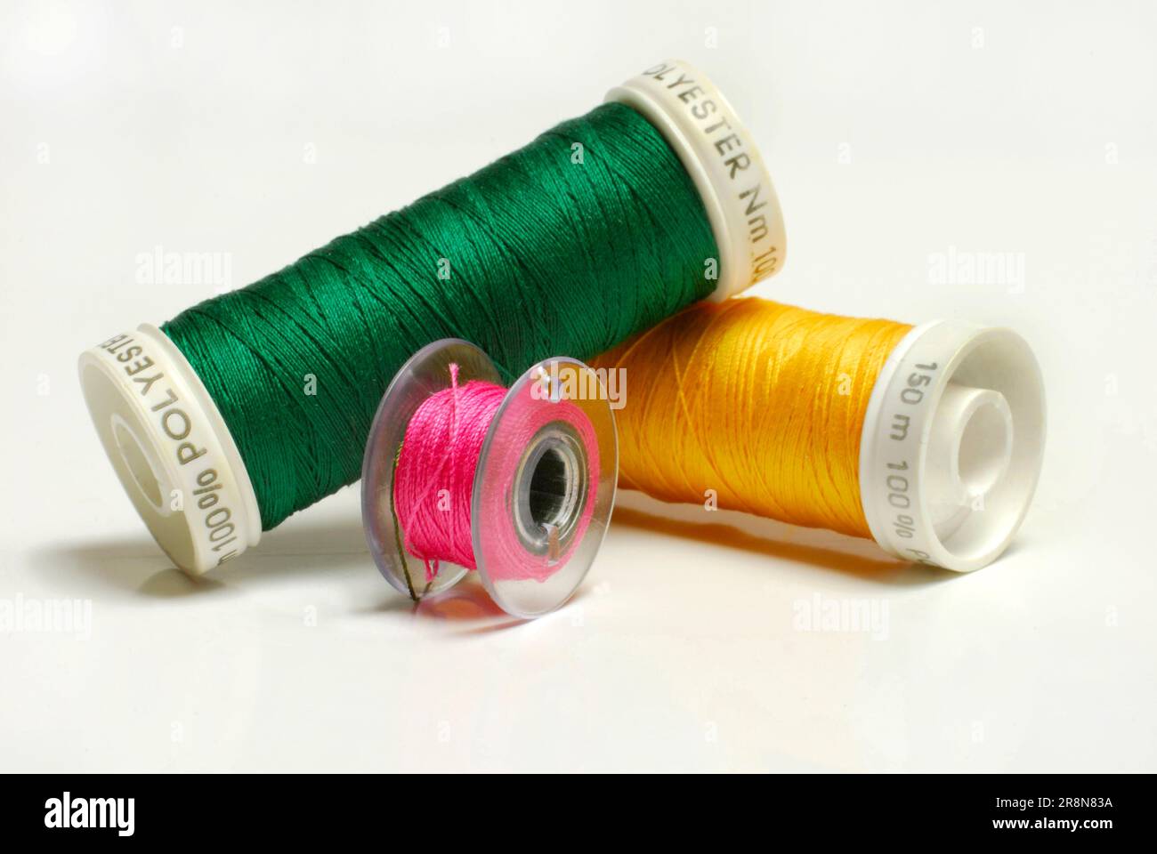 Bobbin, sewing thread, thread reel, freespace, object, thread, bobbin ...
