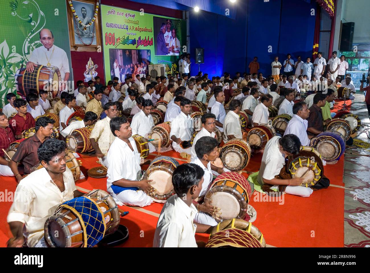 Performance by Nadaswaram and 101 Thavil tavil musicians vidwans on the ...