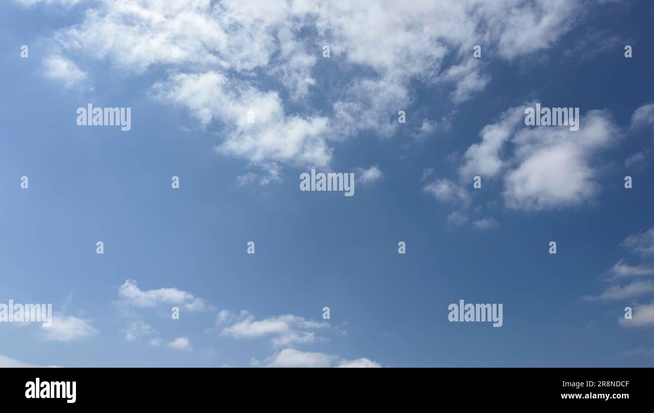 Blue cloudy daylight weather hi-res stock photography and images - Alamy