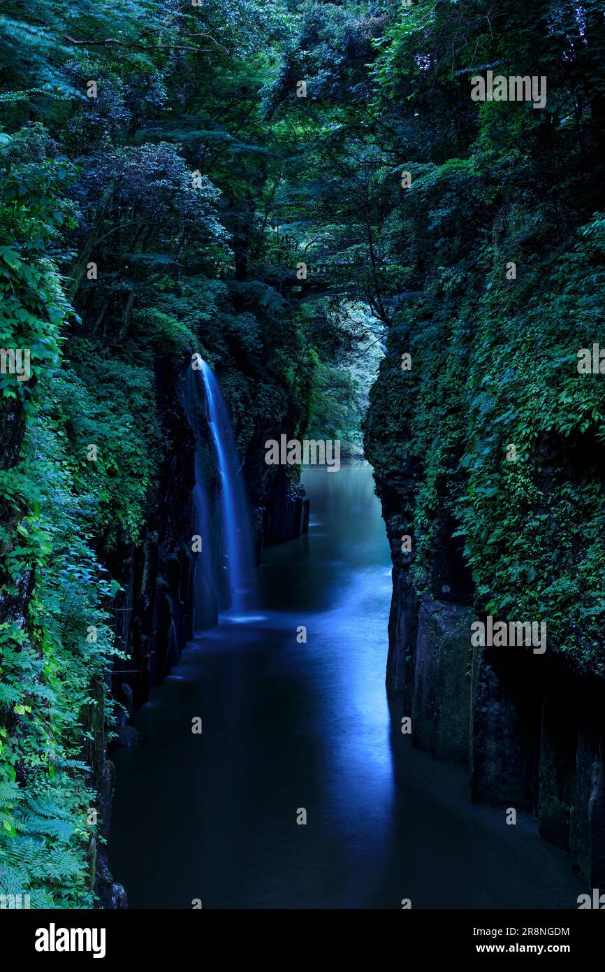 Manai falls hi-res stock photography and images - Alamy