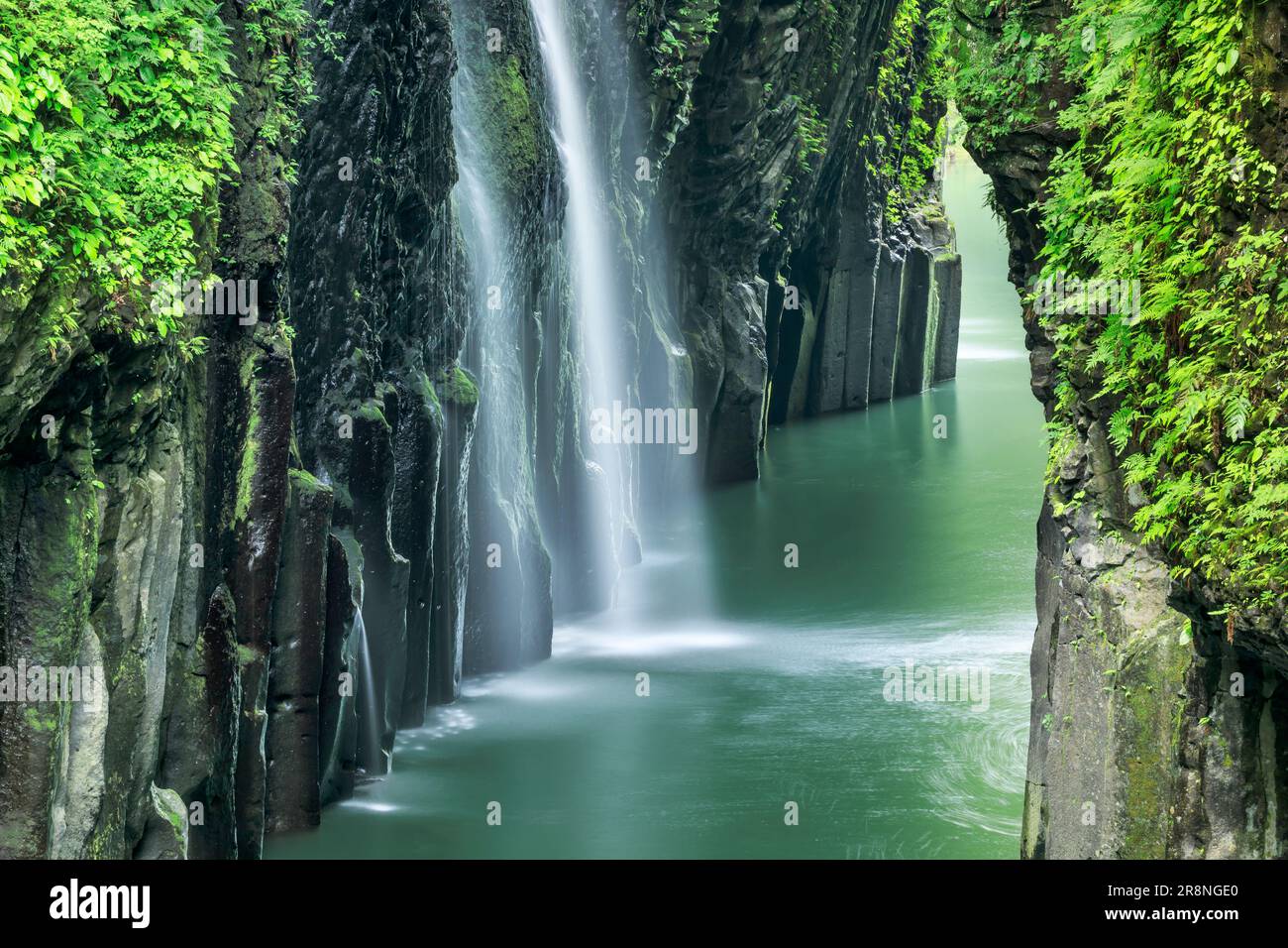 Waterfall nature kyushu hi-res stock photography and images - Alamy
