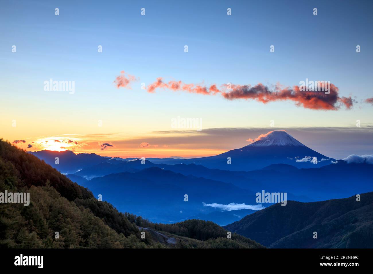 Mt Fuji at dawn Stock Photo - Alamy