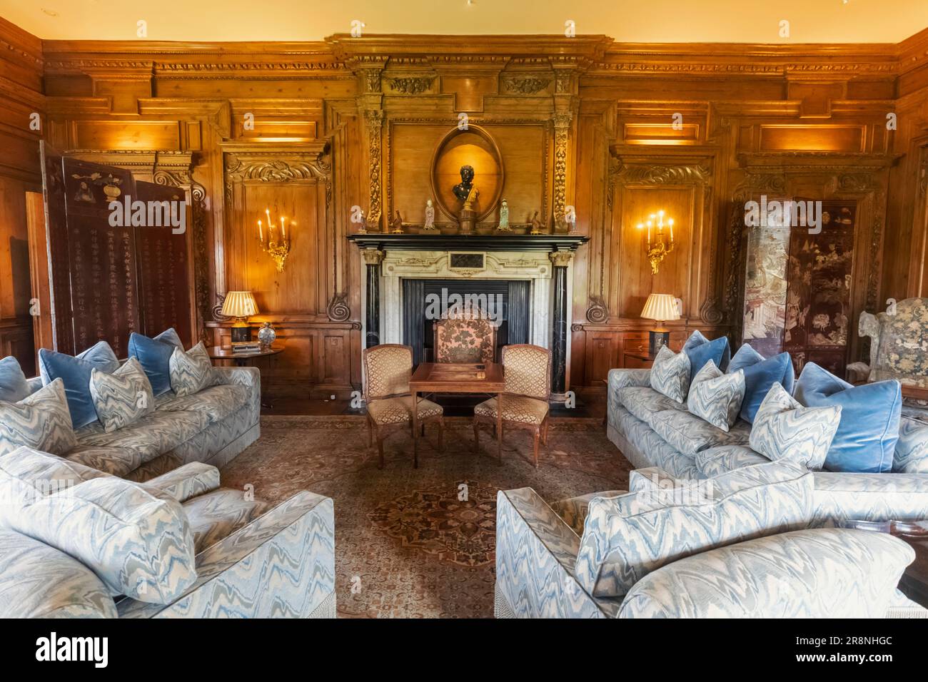 England, Kent, Maidstone, Leeds Castle, The Thorpe Hall Drawing Room ...
