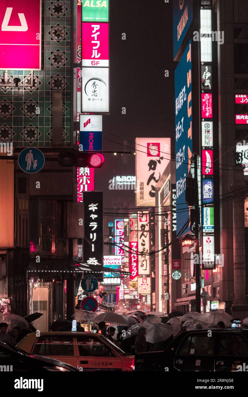 Dotonbori district in Osaka, night life and neon Stock Photo - Alamy
