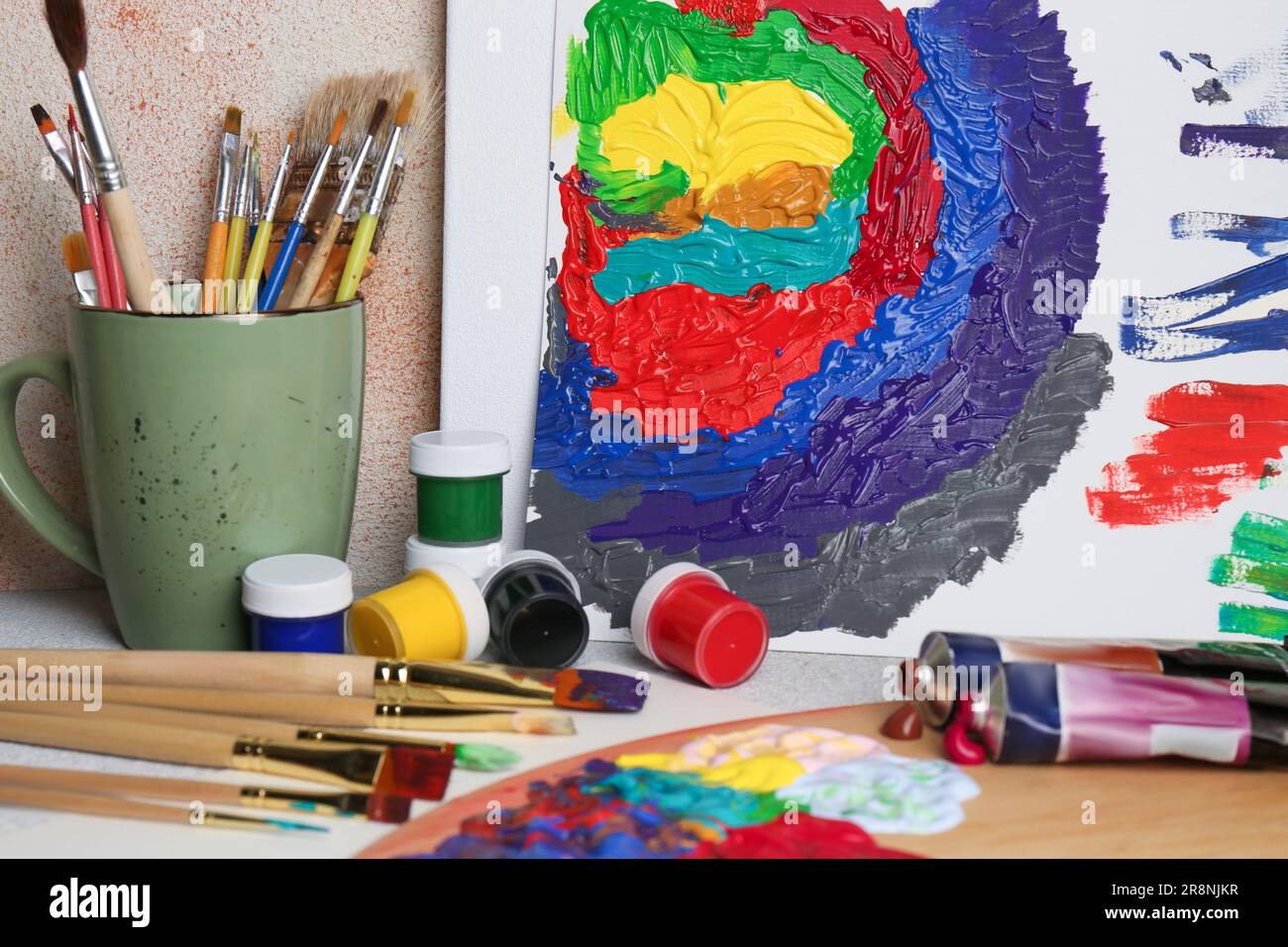 Artists tools hi-res stock photography and images - Alamy