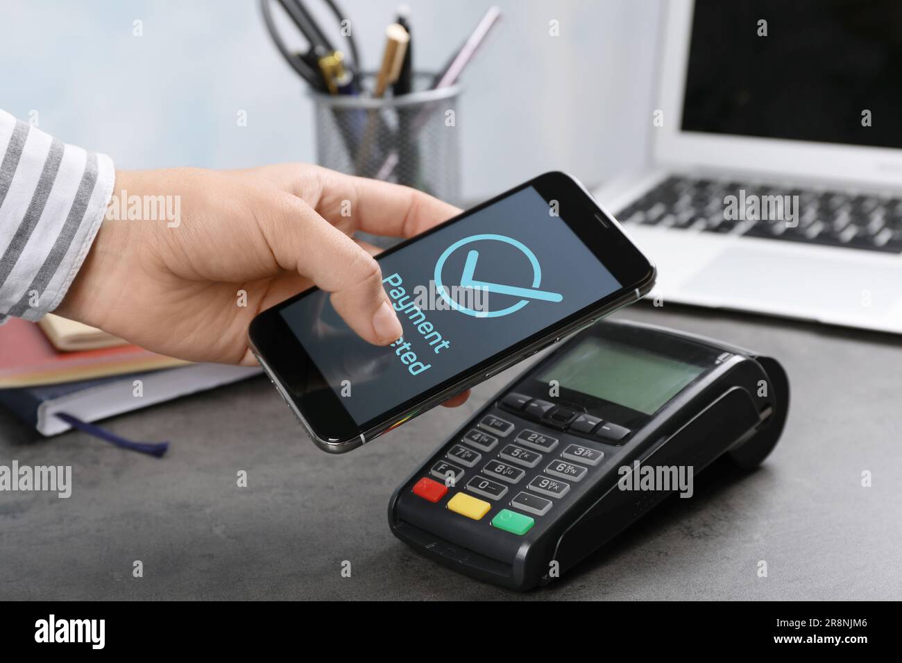 Transaction completed hi-res stock photography and images - Alamy