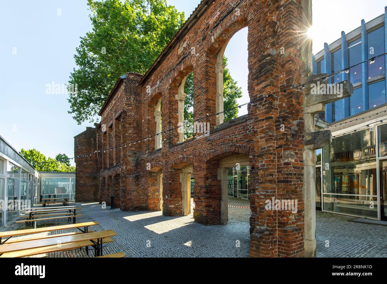 Städtische ruine hi-res stock photography and images - Alamy