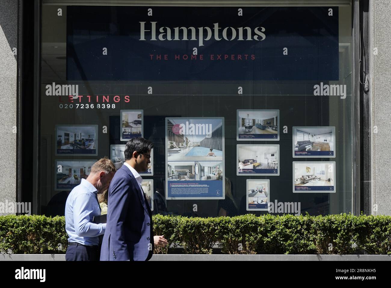 Persistent inflation hi-res stock photography and images - Alamy