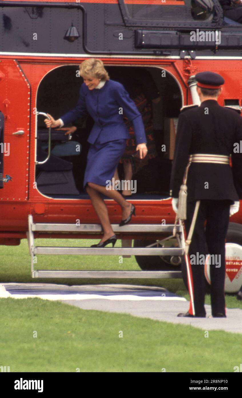 29 April 1988 Diana, Princess of Wales leaving a helicopter Photo by ...