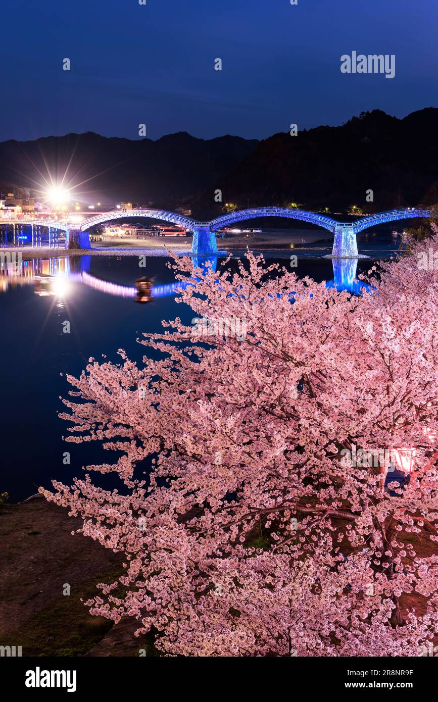 Three bridges of iwakuni hi-res stock photography and images - Alamy