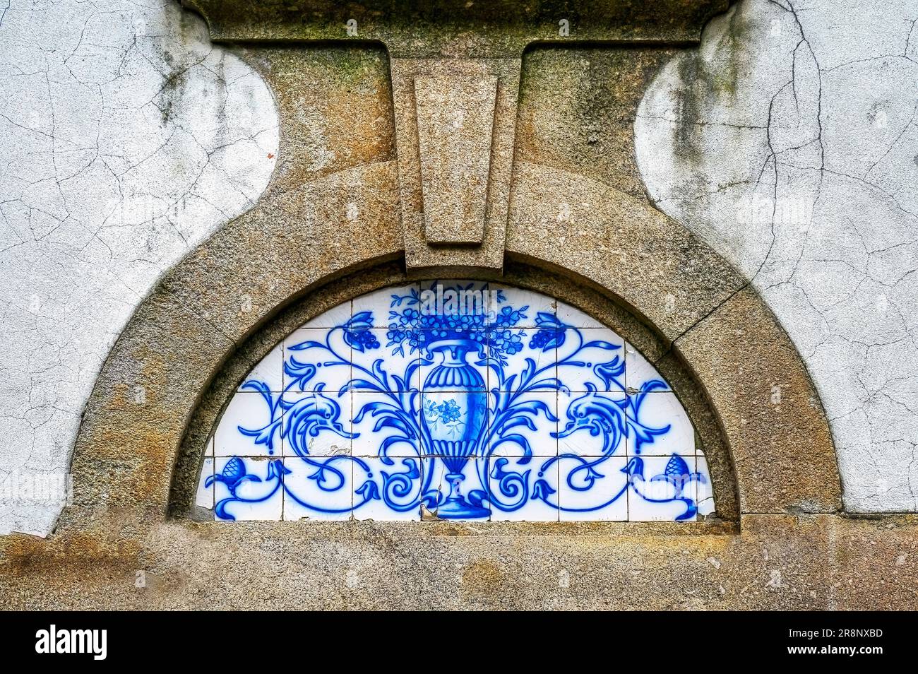 Tile tradition hi-res stock photography and images - Alamy
