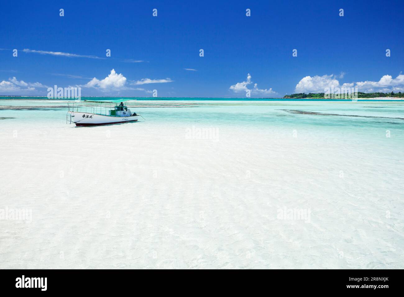 Yoron island hi-res stock photography and images - Alamy