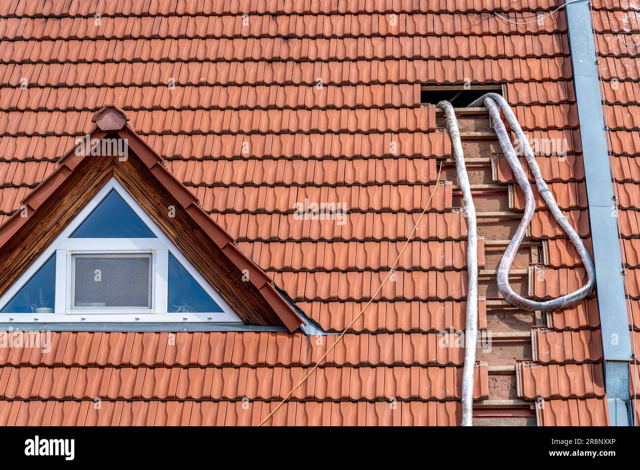 blowing foam roof insulation, application with the help of a pressure ...