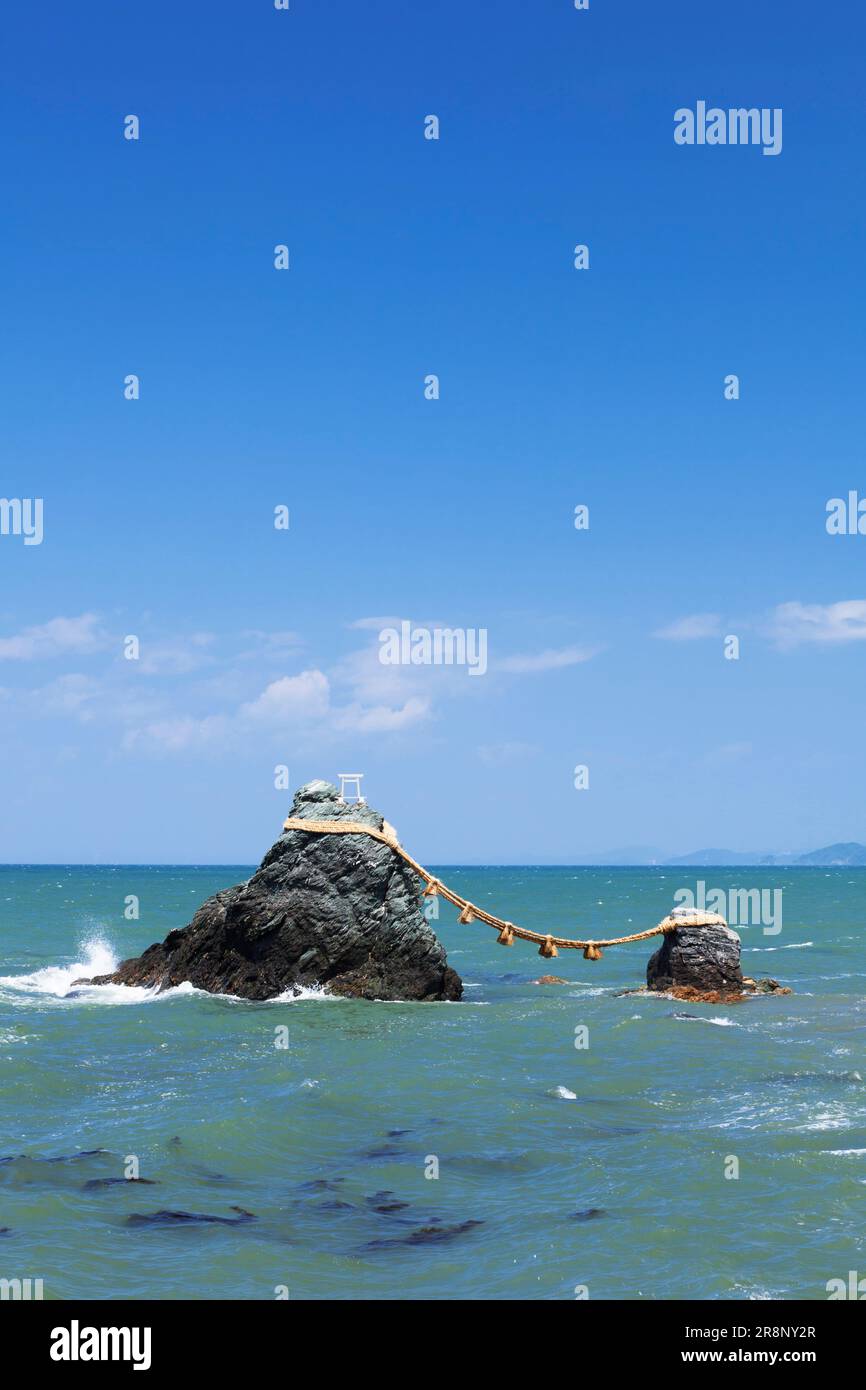 Futamiura Married Couple Rocks Stock Photo - Alamy