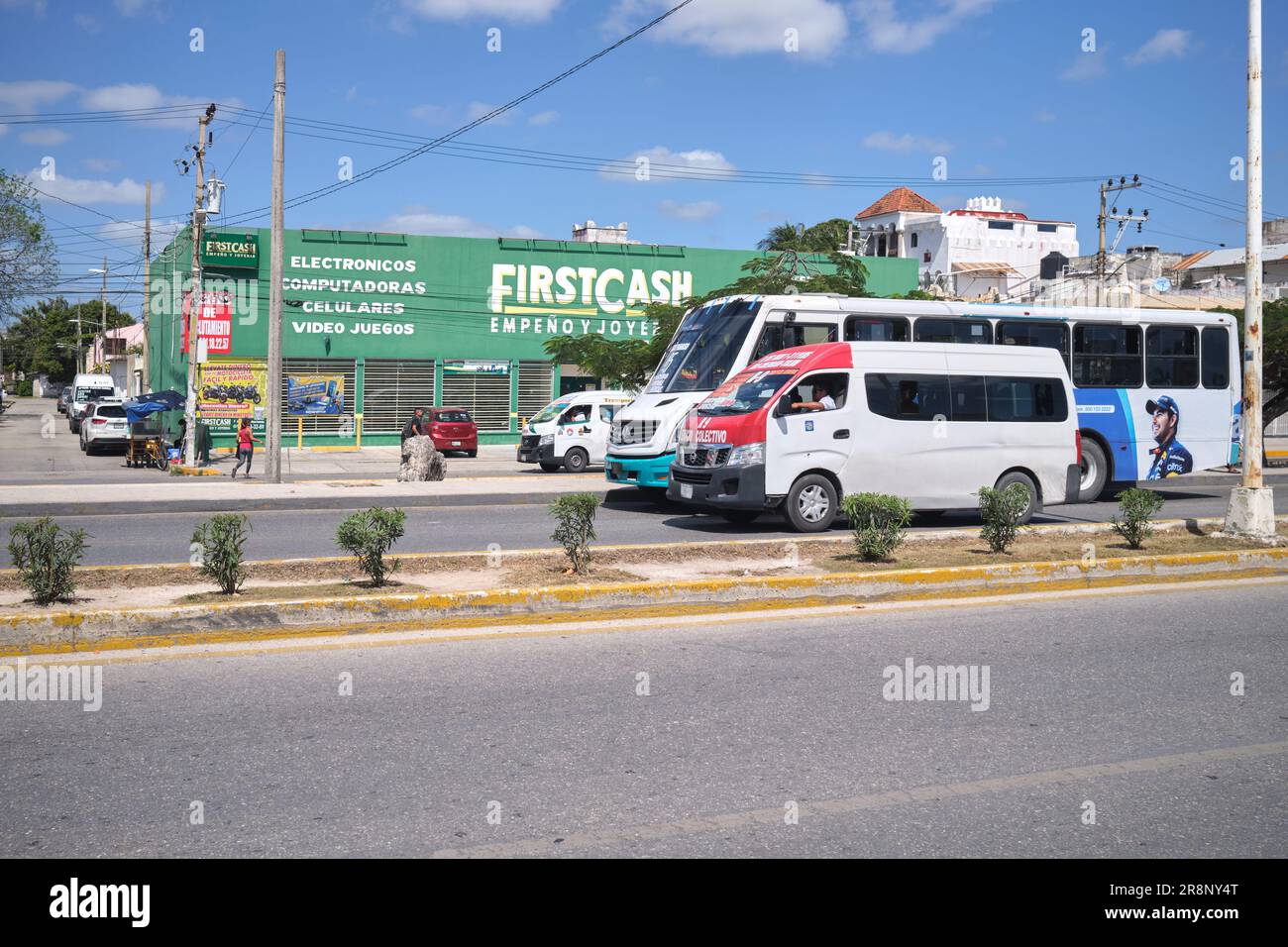 Firstcash hi-res stock photography and images - Alamy