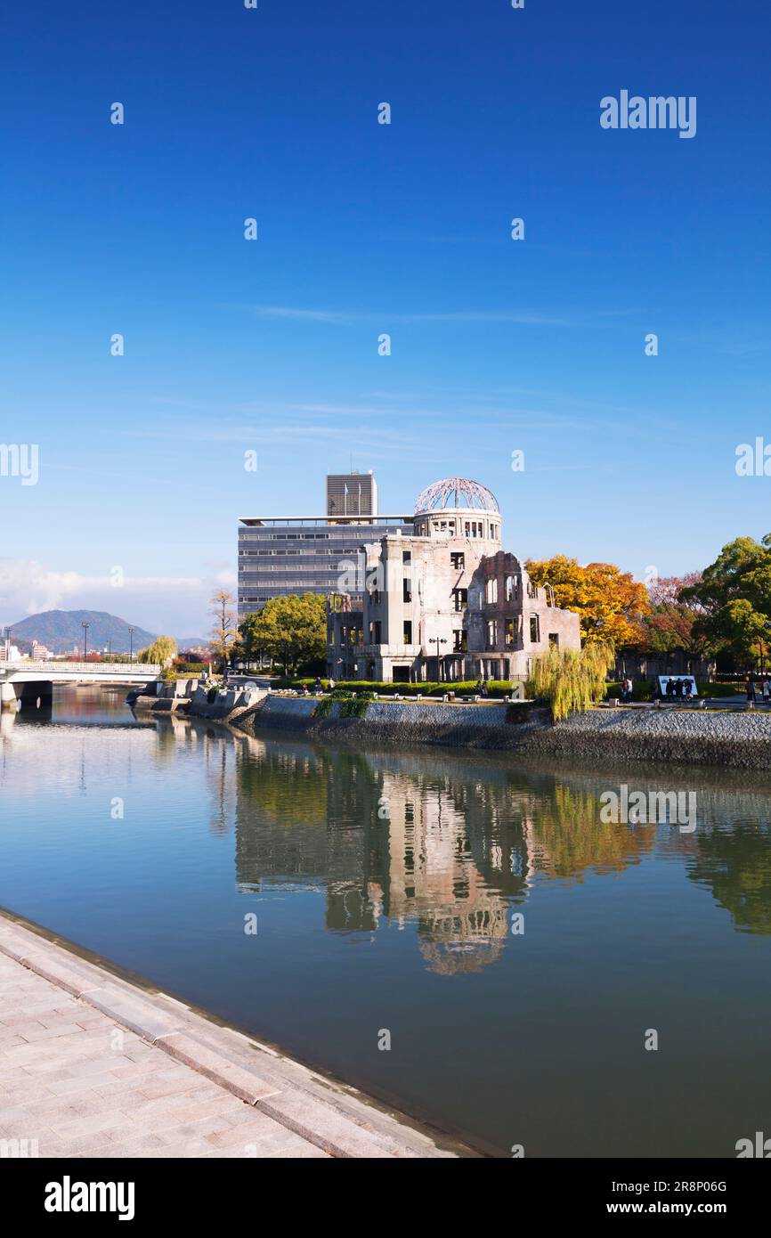 the atomic dome and Motoyasugawa river Stock Photo - Alamy