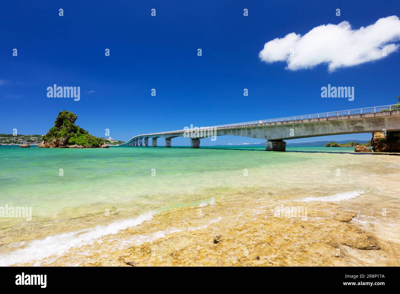 Okinawa beach kouri hi-res stock photography and images - Alamy