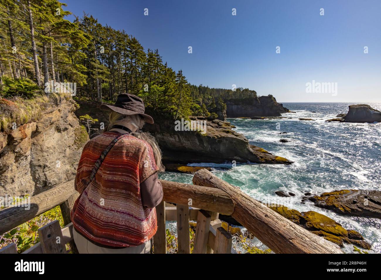 Spectacular rocky shore observation deck hi-res stock photography and ...