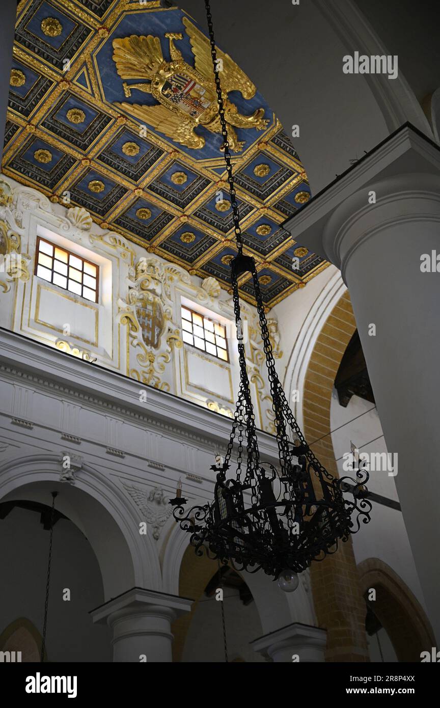 Scenic ceiling view of the Latin cross shaped Cattedrale di San ...