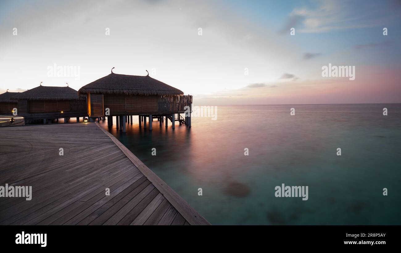 Villa paradise hi-res stock photography and images - Alamy