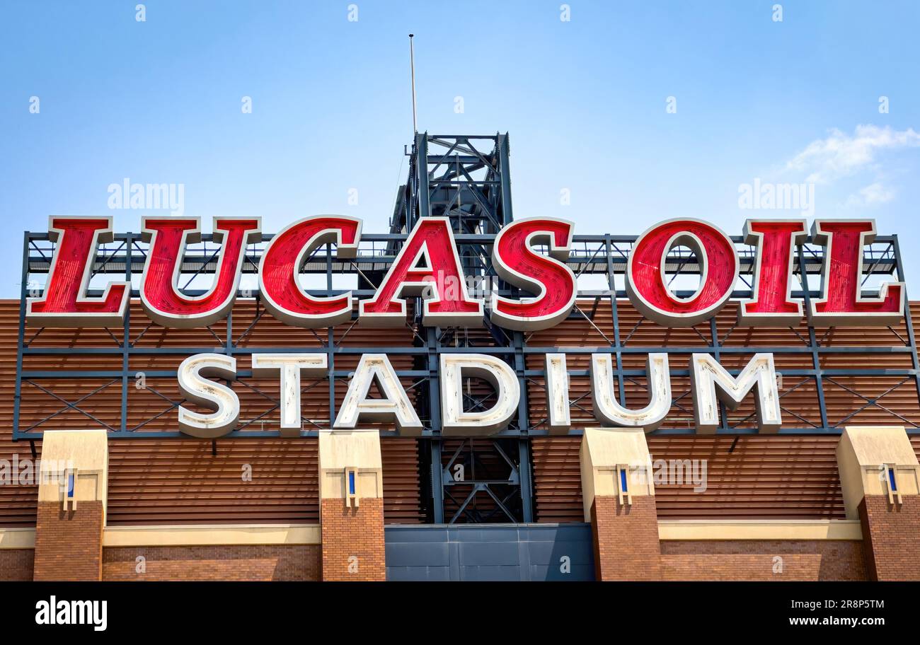 Lucas Oil Stadium in Indianapolis - INDIANAPOLIS, UNITED STATES - JUNE ...
