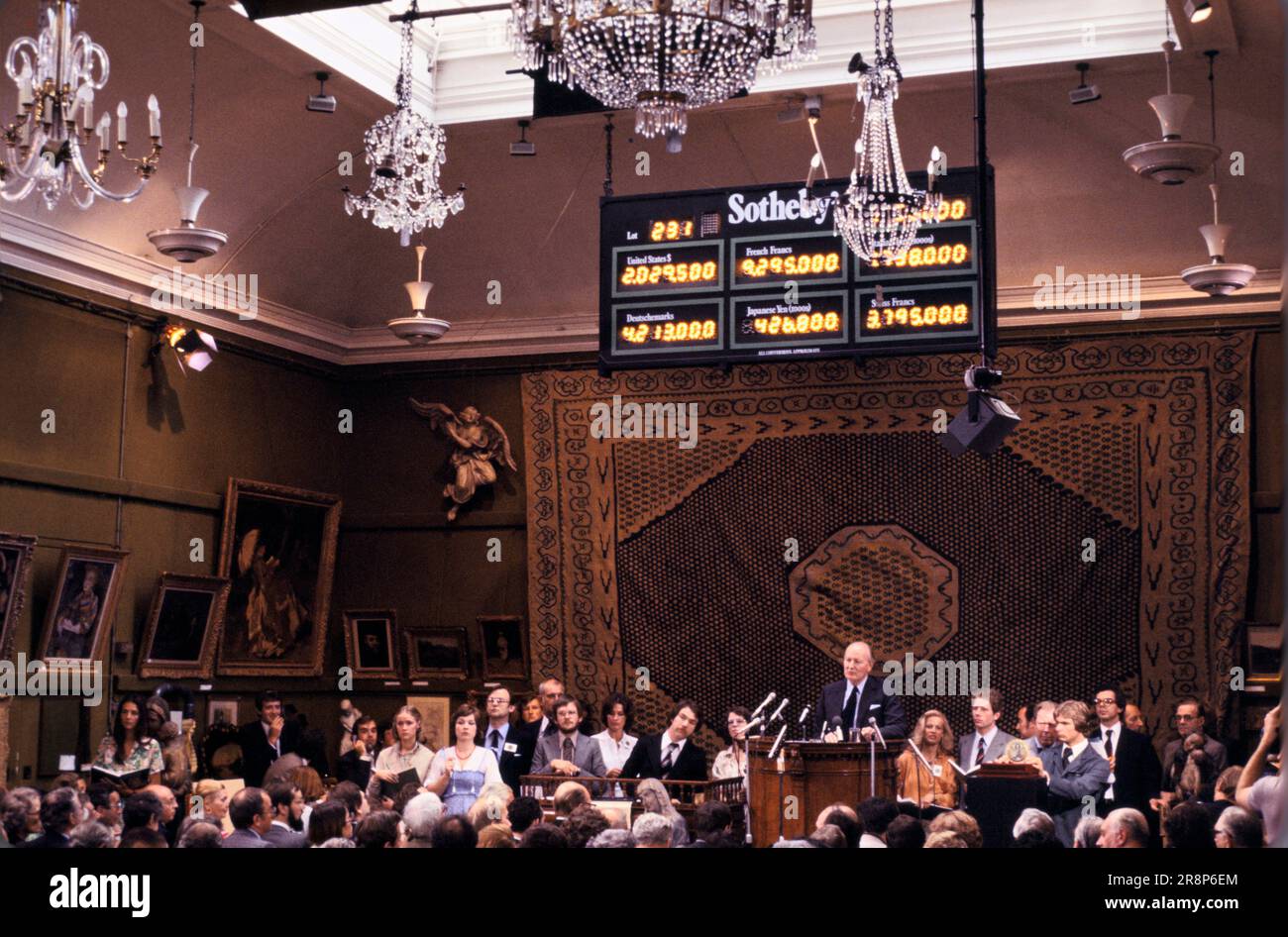 Peter Wilson auctioneer 1970s London UK. Sothebys auction of the Robert ...