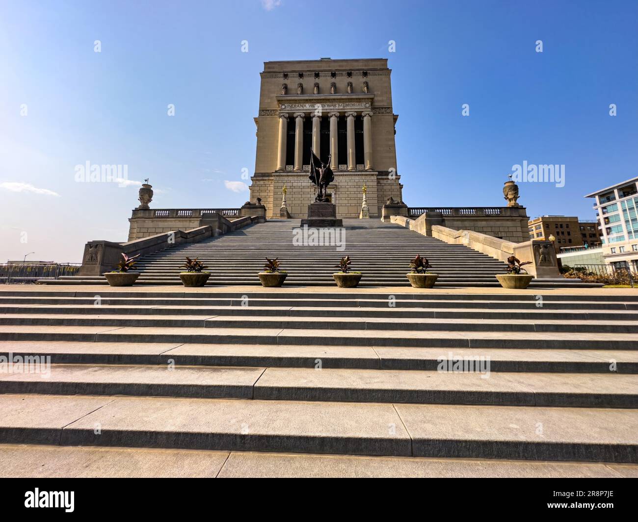 Indiana War Memorial and Museum in Indianapolis - INDIANAPOLIS, UNITED ...