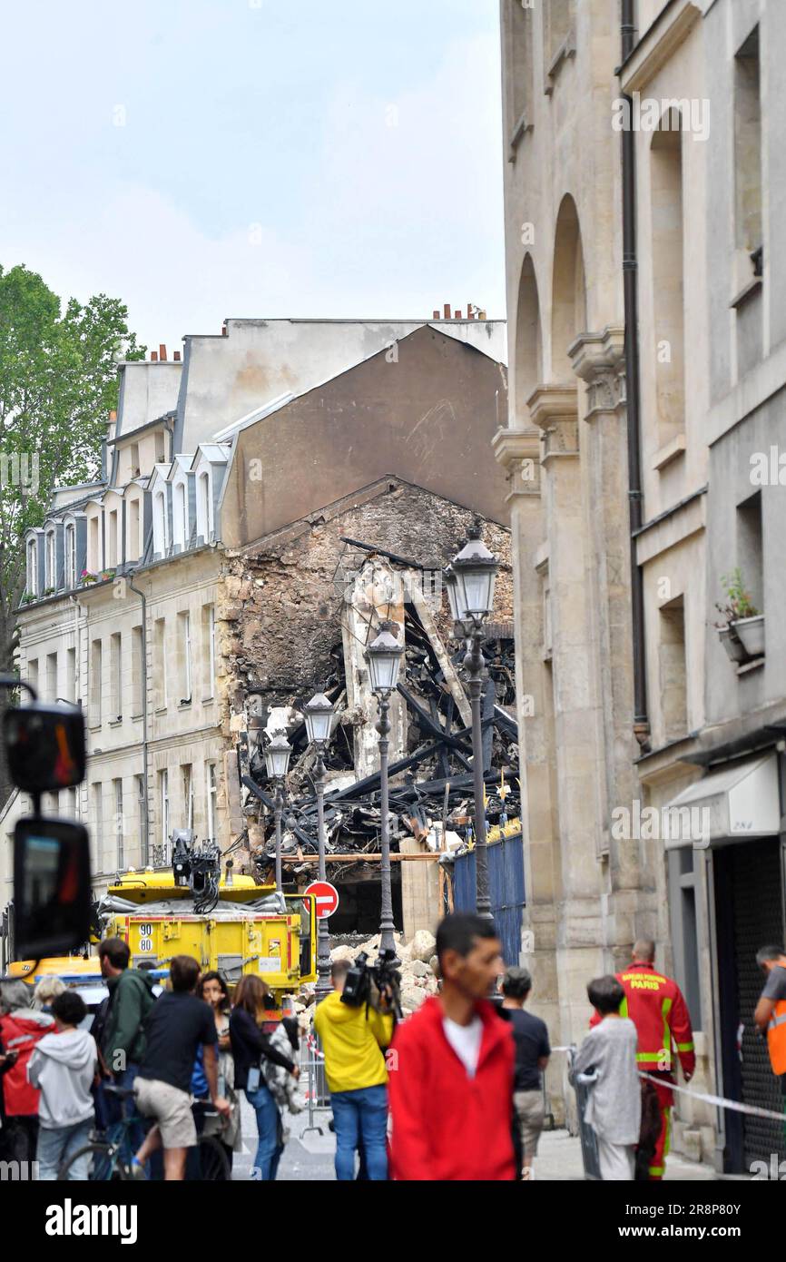 Paris, France. 22nd June, 2023. A view of the destruction of the ...