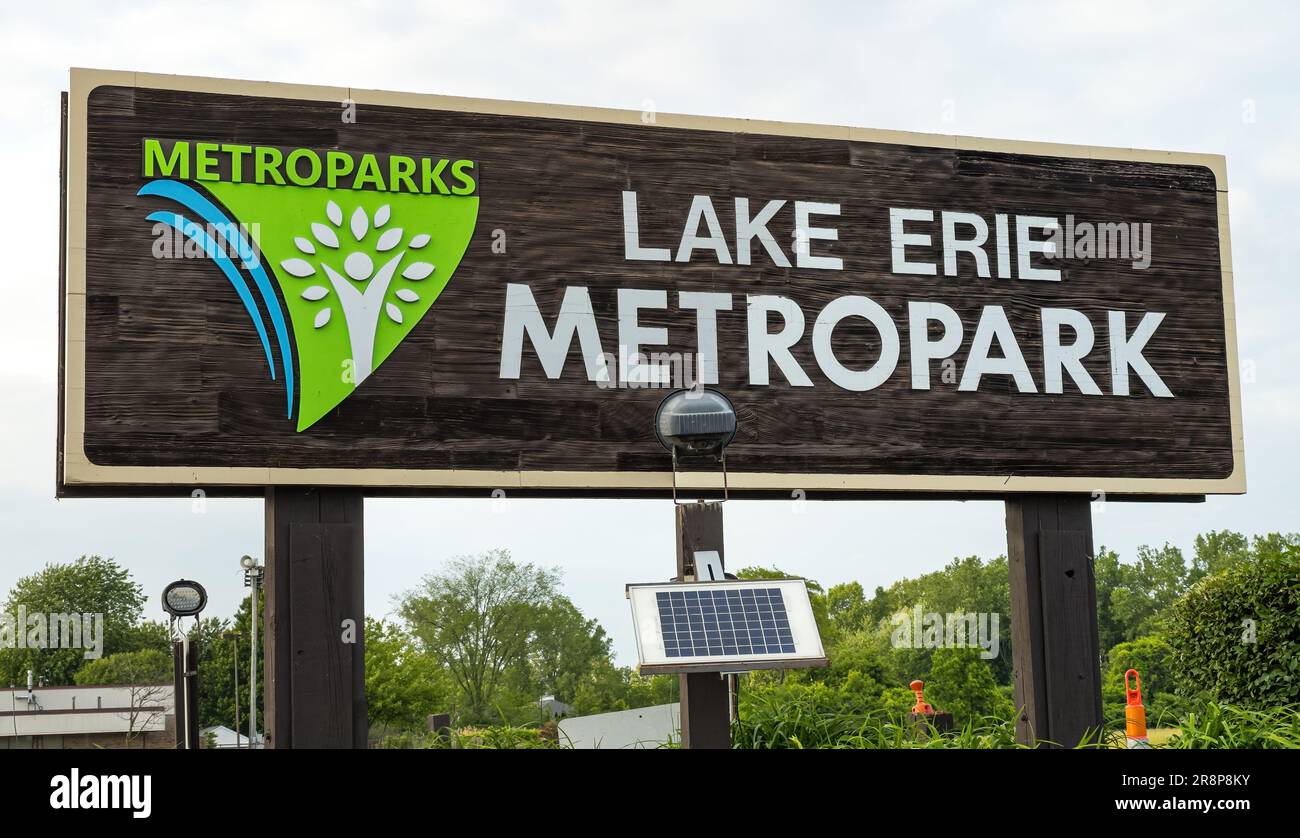 Lake Erie Metropark in Michigan - DETROIT, UNITED STATES - JUNE 10 ...