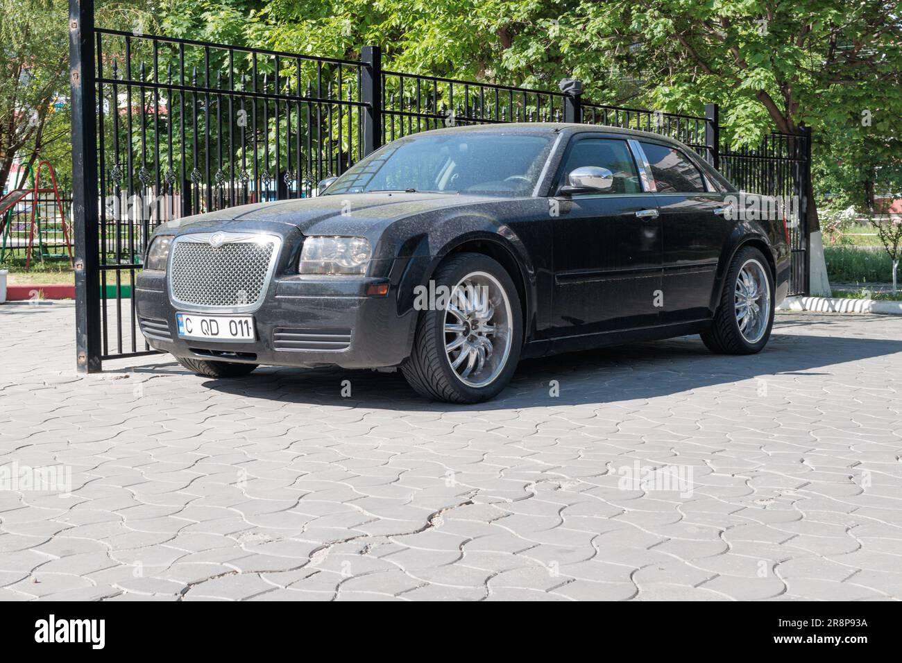 Chrysler 300C (First generation, 2005–2010 Stock Photo - Alamy