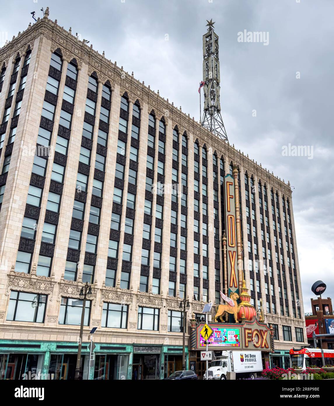 Old fox 2023 hi-res stock photography and images - Alamy