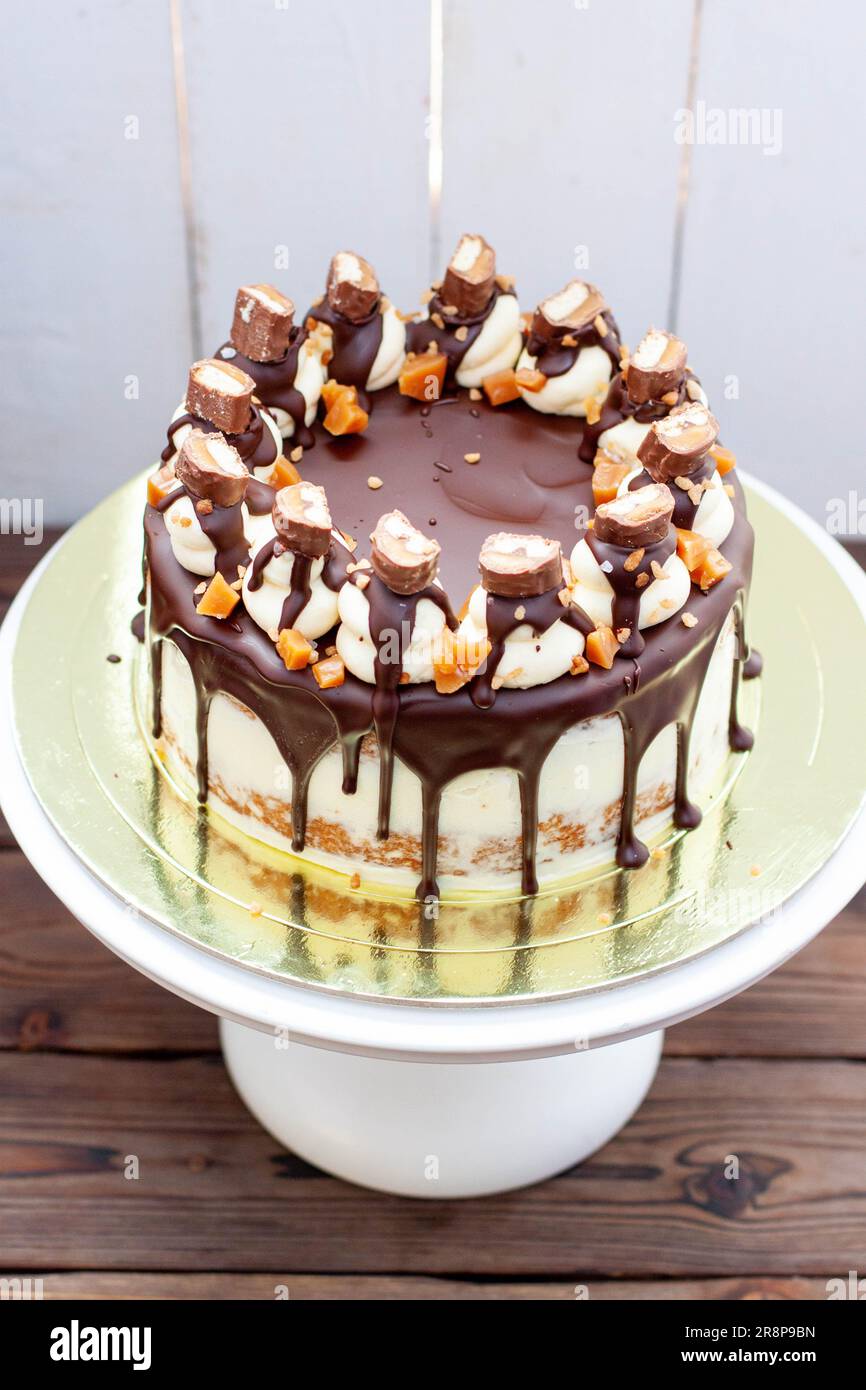 Melted Chocolate Bar Cake