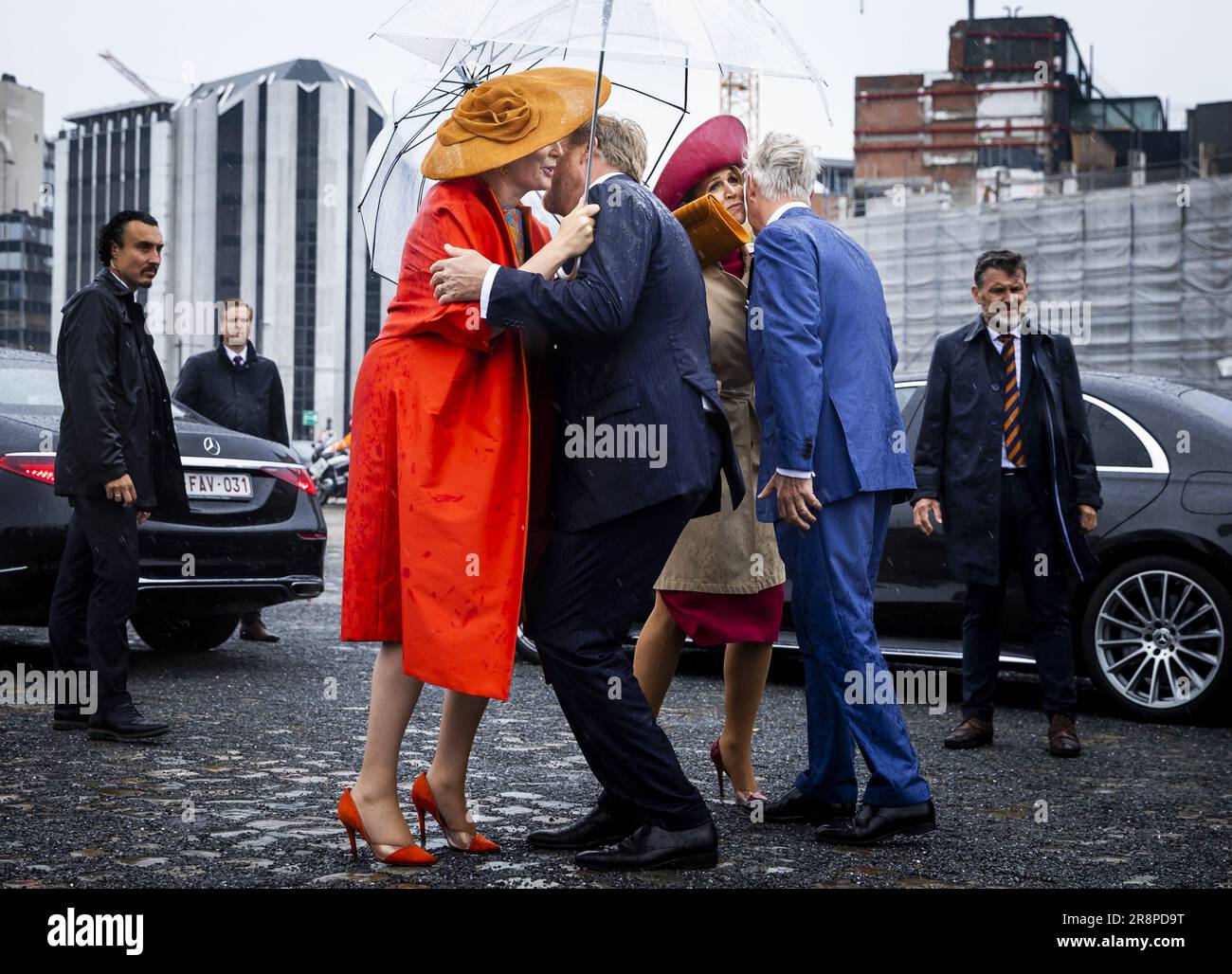 ANTWERP - King Willem-Alexander and Queen Maxima say goodbye to the ...