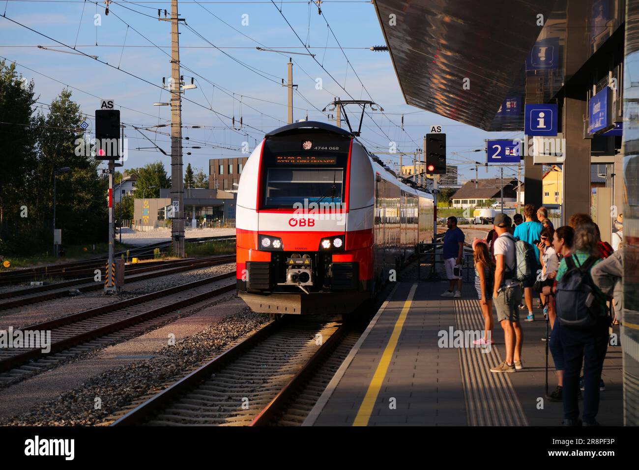 GMUNDEN, AUSTRIA - AUGUST 2, 2022: Siemens Desiro passenger train of ...