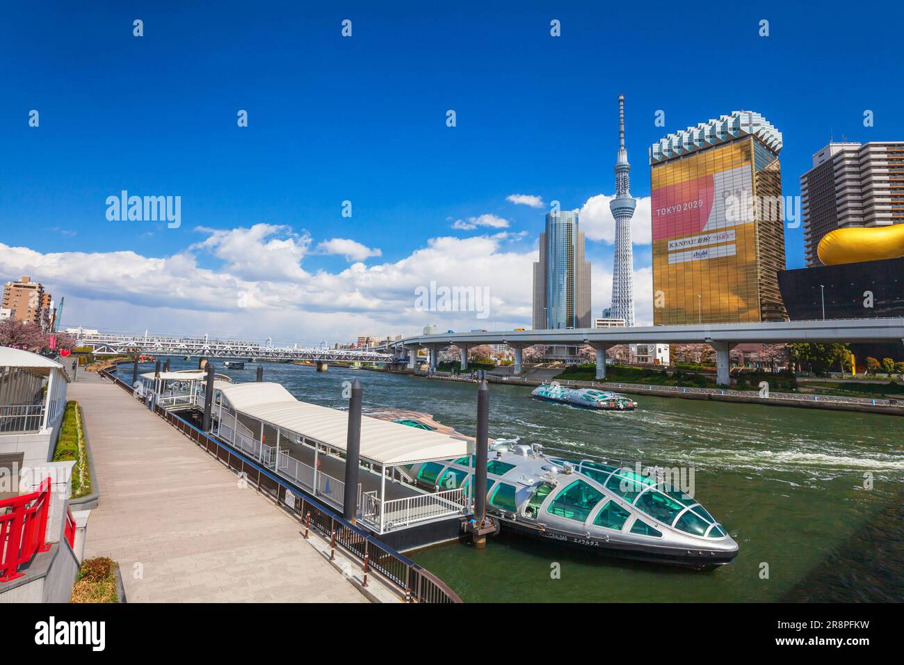 Tokyo Sky Tree and water bus Stock Photo - Alamy