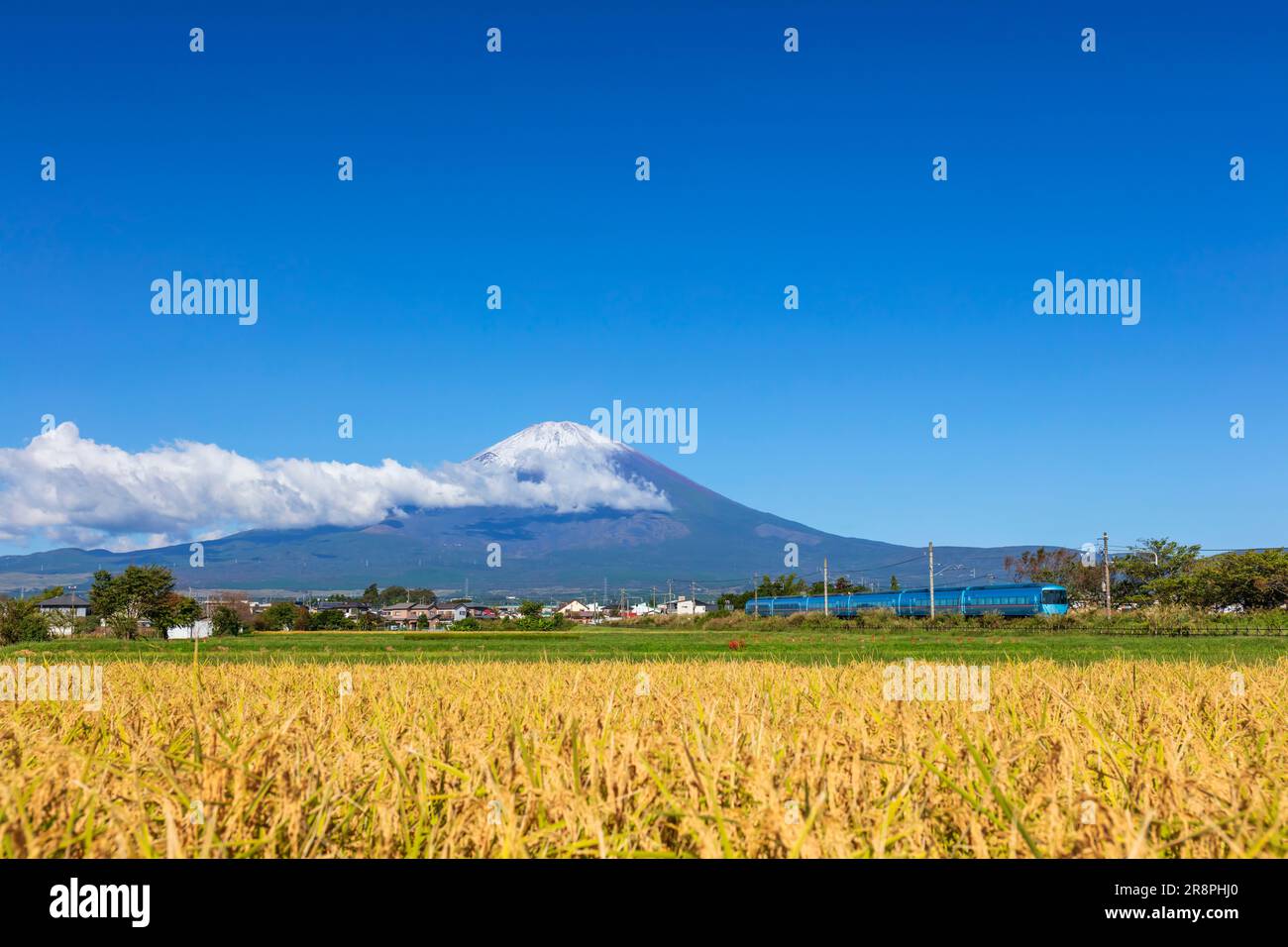 Mt. Fuji and Romance Car Fuji-san-go Stock Photo - Alamy