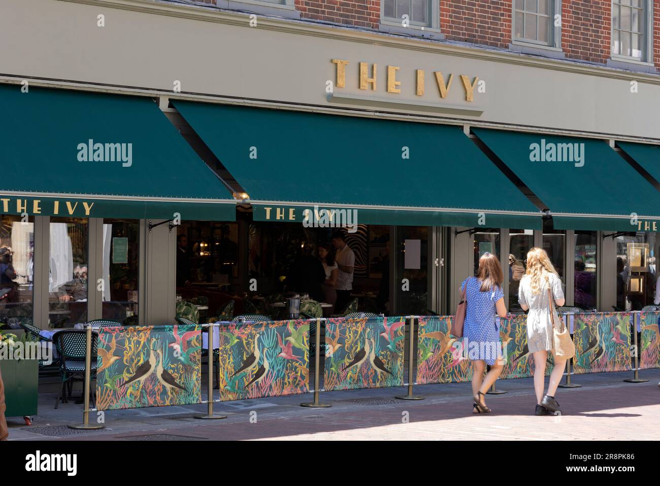 The Ivy Resturant on East Street Chichester West Sussex England Stock ...