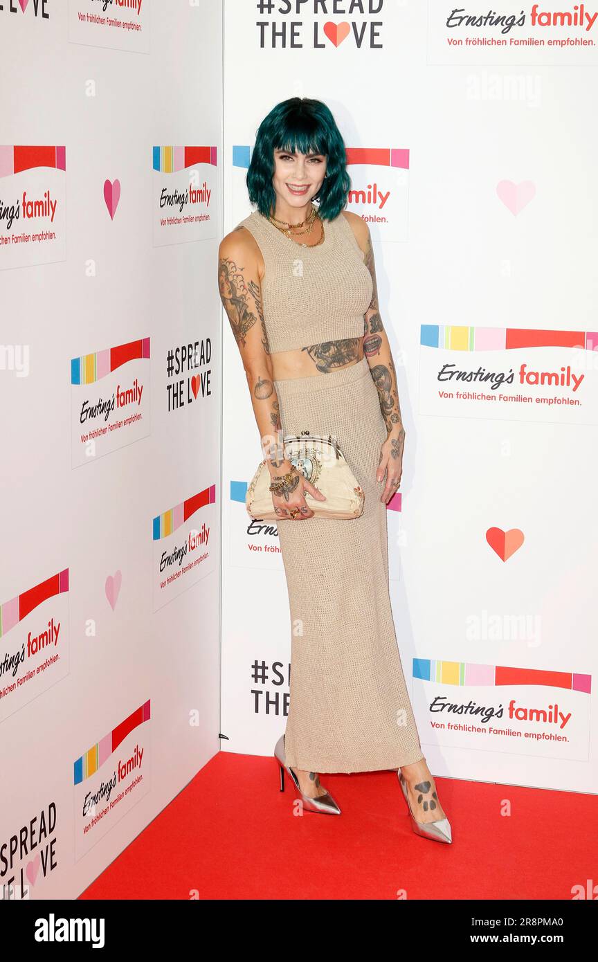 Isabella Franke bei der Ernsting's Family Fashion Show im Hotel ...