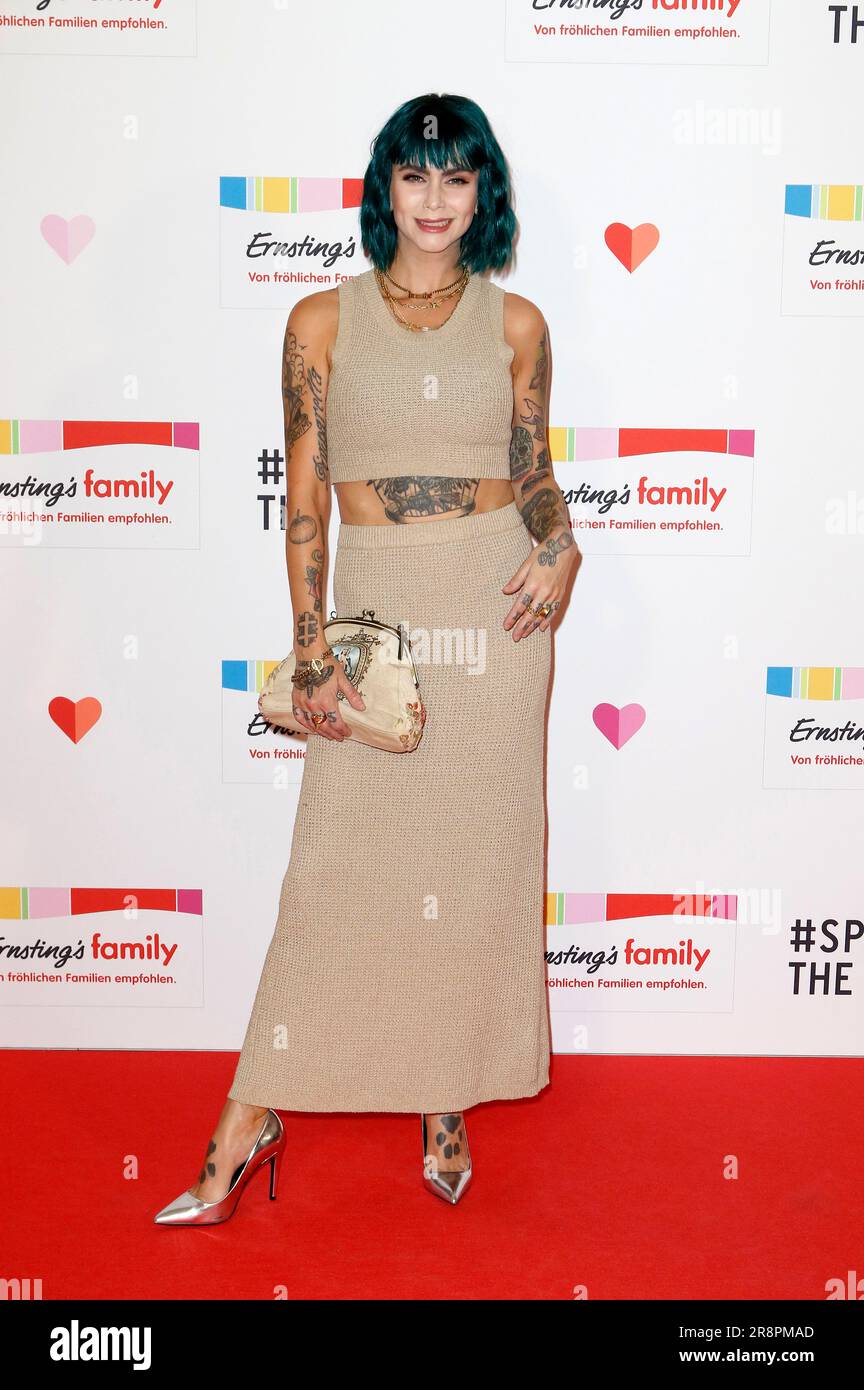 Isabella Franke bei der Ernsting's Family Fashion Show im Hotel ...