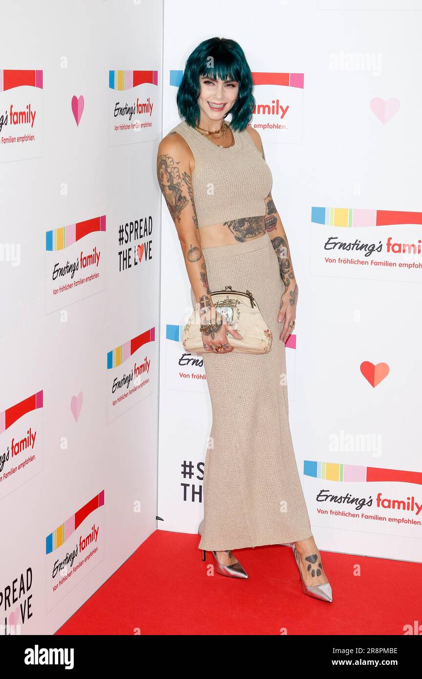Isabella Franke bei der Ernsting's Family Fashion Show im Hotel ...